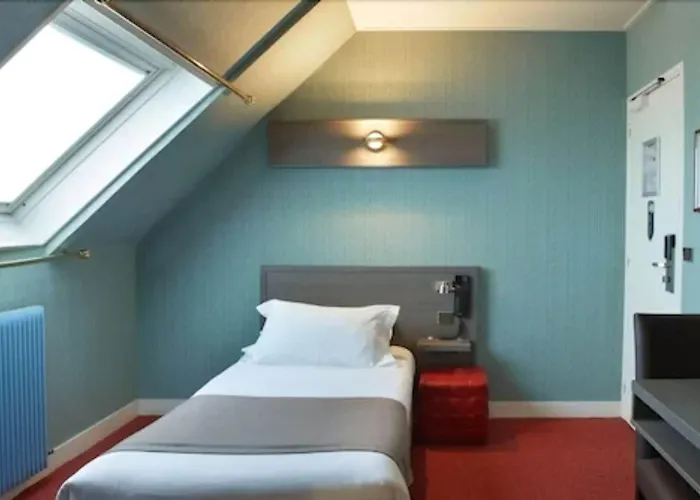 HOTEL HOME LATIN, PARIS