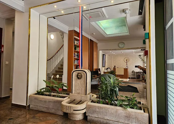 HOTEL HOME LATIN, PARIS