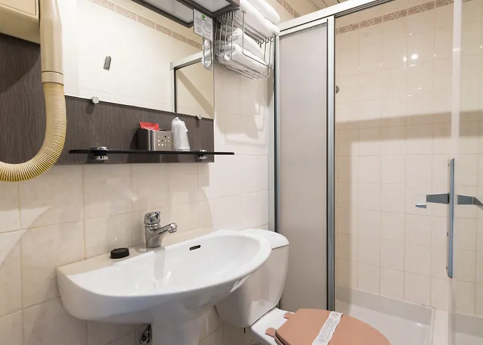 HOTEL HOME LATIN, PARIS