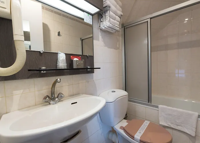 HOTEL HOME LATIN, PARIS