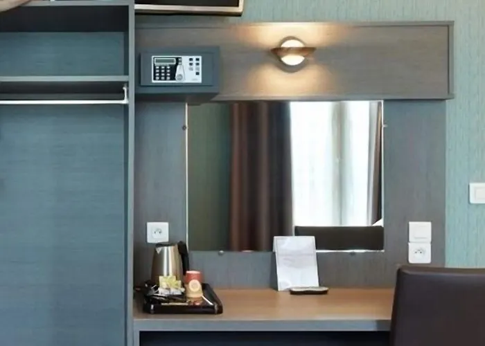 HOTEL HOME LATIN, PARIS